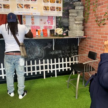 CALIS CORNER - Updated October 2025 - 3827 Vaile Ave, Florissant ...