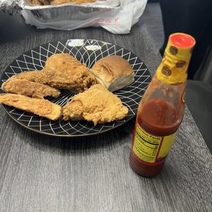 CM CHICKEN - Updated May 2025 - 10 Photos - 6600 Bardstown Rd ...