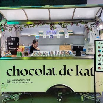 CHOCOLAT DE KAT - Updated January 2026 - 220 Yonge Street, Toronto ...