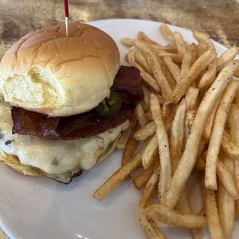 THE B.A. COLONIAL - Updated June 2024 - 205 Photos & 72 Reviews - 818 W ...