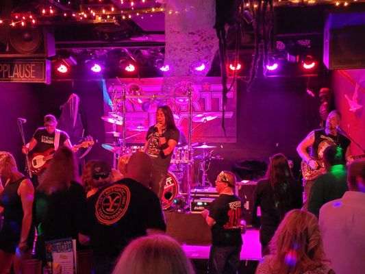 POST TIME LOUNGE CAFE & TROPICAL PATIO - Updated November 2025 - 315 ...