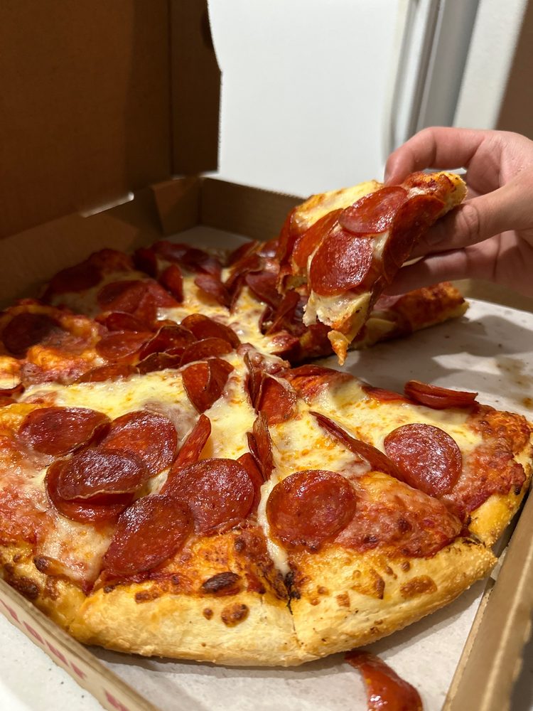 FLYING PIE PIZZARIA - Updated December 2025 - 151 Photos & 253 Reviews ...