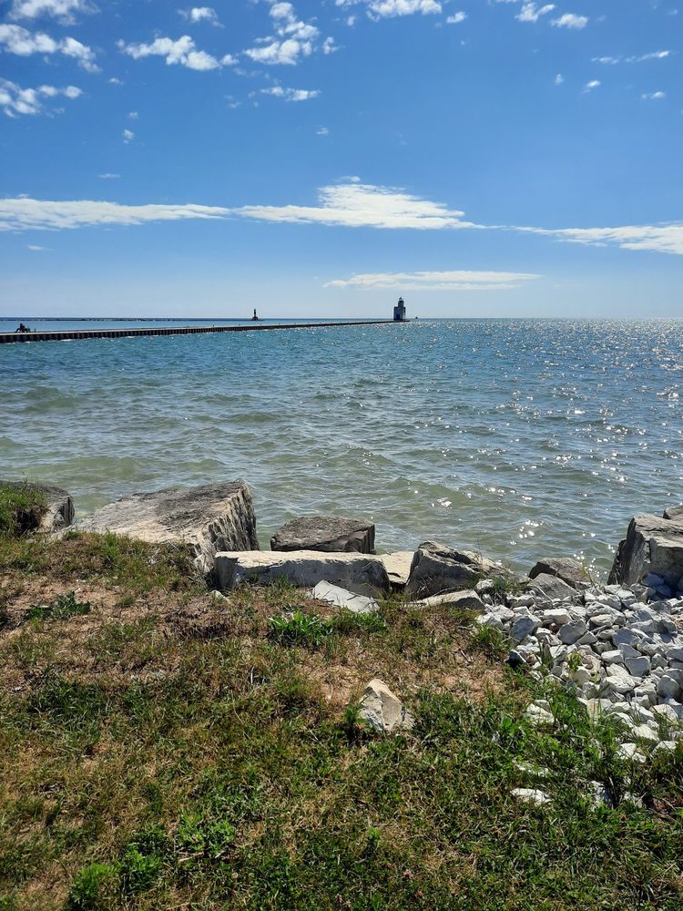 KEWAUNEE PIERHEAD LIGHTHOUSE - Updated August 2025 - 77 Ellis St ...
