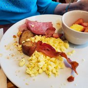 MARKER 92 WATERFRONT BAR & BISTRO - 102 Photos & 130 Reviews - 5951 ...