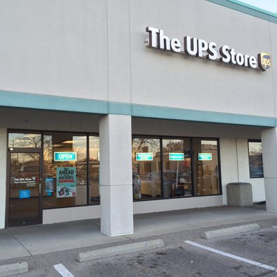 THE UPS STORE - Updated October 2025 - 30 Photos & 16 Reviews - 4737 ...