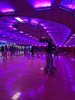 SKATE CENTER SMYRNA - Updated October 2025 - 27 Photos & 17 Reviews ...