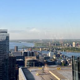 SORA 45 - Updated December 2025 - 37 Photos - 1 Place Ville Marie ...