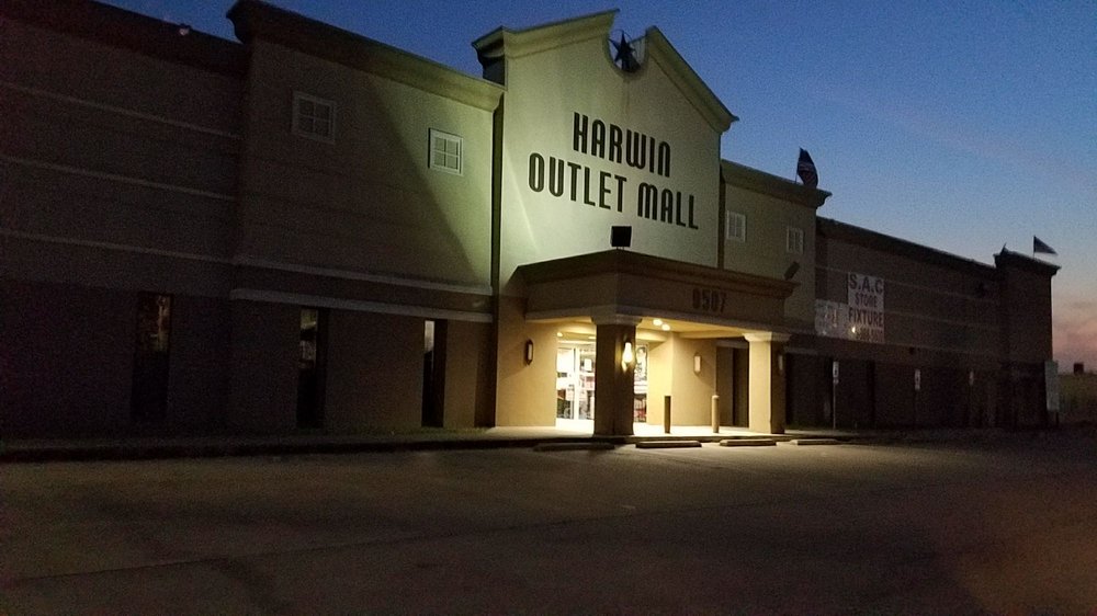 HARWIN OUTLET MALL - Updated September 2024 - 13 Photos & 11 Reviews ...