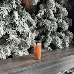 PUTTERY - Updated January 2026 - 382 Photos & 244 Reviews - 932 W ...