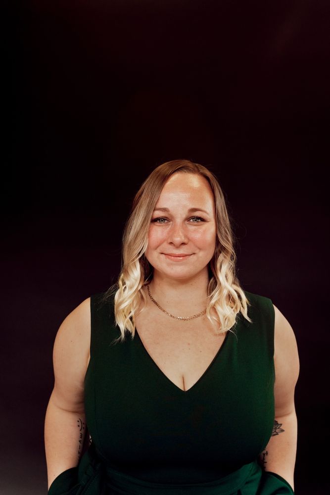 AMANDA HANKINS NOTARY PUBLIC - Updated September 2025 - 240 SE Hwy 101 ...