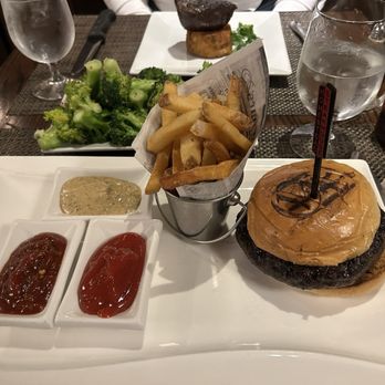 OLD HOMESTEAD STEAK HOUSE - Updated January 2025 - 1213 Photos & 1394 ...