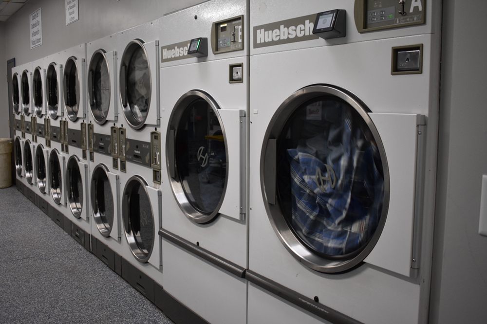 BLVD LAUNDROMAT - Updated August 2025 - 10 Photos - 3518 Blvd Of The ...