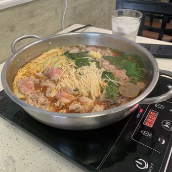 HOT POT HEAVEN - Updated August 2024 - 468 Photos & 260 Reviews - 590 ...
