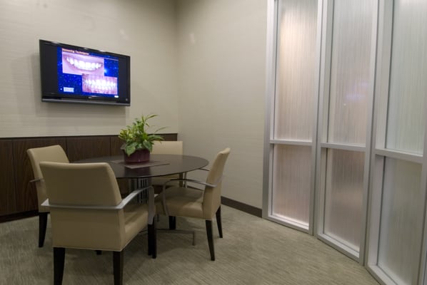 CHICAGO BEAUTIFUL SMILES - Updated October 2025 - 58 Reviews - 2601 ...