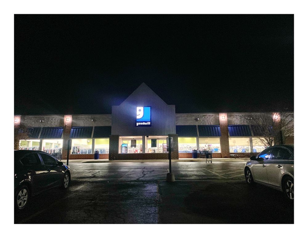 GOODWILL STORE & DONATION CENTER - Updated July 2025 - 10 Photos & 74 ...