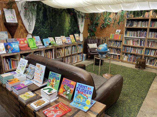 ARVIDA BOOK CO - Updated July 2025 - 252 Photos & 140 Reviews - 115 W ...