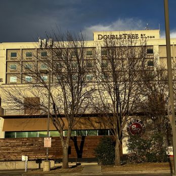 DOUBLETREE BY HILTON HOTEL DALLAS - LOVE FIELD - Updated October 2025 ...