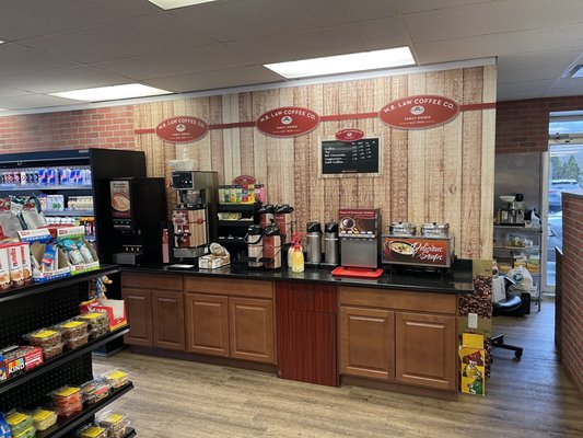 NEW YORK DELI - Updated December 2025 - 35 Photos - 2001 South Rd ...