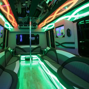 GREYHOUND BUS LINES - Updated December 2024 - 35 Photos & 62 Reviews ...