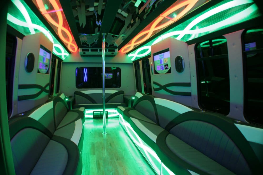 DETROIT PARTY BUSES - Updated April 2025 - 13 Reviews - 12115 Woodbine ...