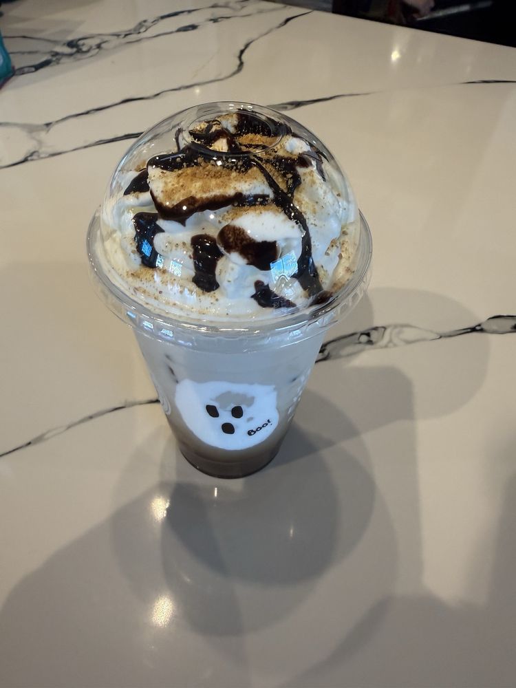 BEACHWEEKEND COFFEE - Updated January 2026 - 43 Photos & 12 Reviews ...