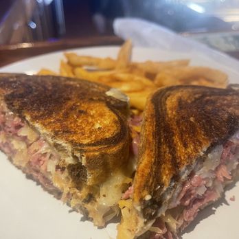 STRIPES PUB & GRILL - Updated June 2025 - 164 Photos & 263 Reviews ...