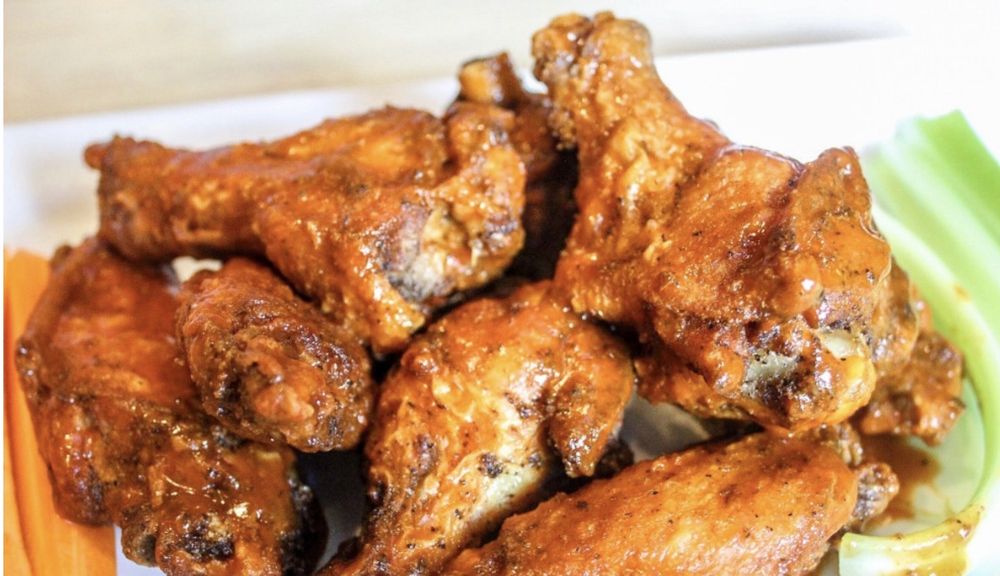 Shakers Bar and Grill, Canton | Roadtrippers