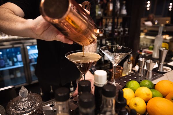 LIAM’S DEN & BUBBLE BAR - Updated September 2025 - 45 Photos & 28 ...