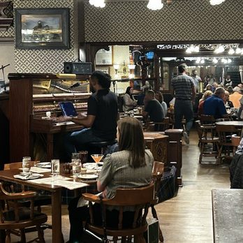 THE GOLDEN BEE - Updated December 2024 - 472 Photos & 554 Reviews - 1 ...