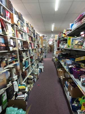 PAXON DISCOUNT CHRISTIAN BOOKS - Updated December 2025 - 10 Photos ...