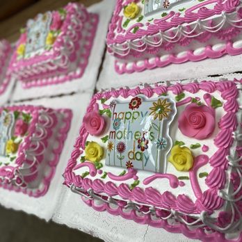 WILLY’S BAKERY - Updated December 2025 - 24 Photos - 380 E 9th St ...