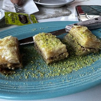 BOSPHORUS CAFE GRILL - Updated April 2025 - 650 Photos & 270 Reviews ...