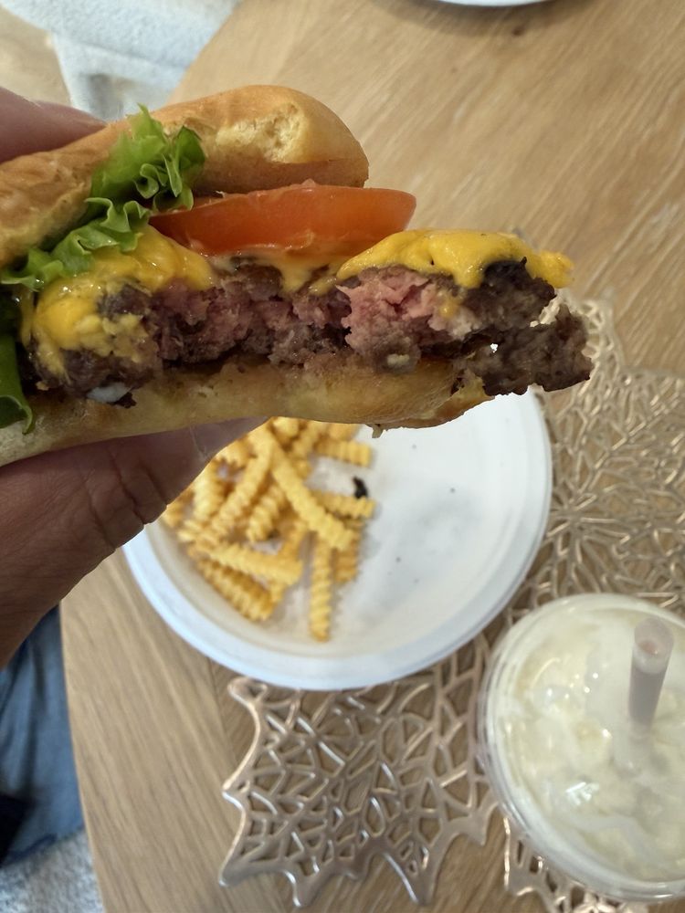 SHAKE SHACK ELSTON AND LOGAN - Updated January 2026 - 12 Reviews - 2300 ...