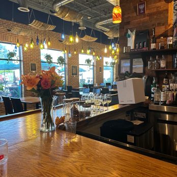 THE URBAN WINERY OF SILVER SPRING - Updated January 2026 - 258 Photos ...