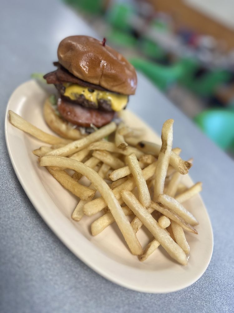 Foley Brunch And Supper Club Updated June 2024 57 Photos And 57 Reviews 213 N Mckenzie St