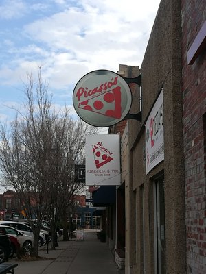PICASSO’S PIZZERIA - 148 Photos & 272 Reviews - 621 W Douglas Ave ...