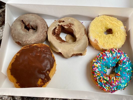 STRANGE DONUTS - Updated August 2024 - 41 Photos & 62 Reviews - 11477 ...