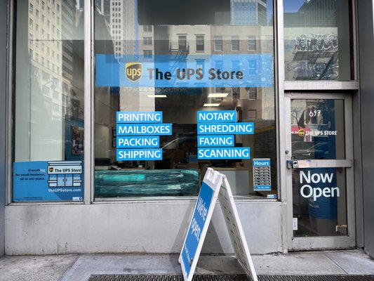 THE UPS STORE - Updated September 2025 - 39 Photos & 56 Reviews - 697 ...