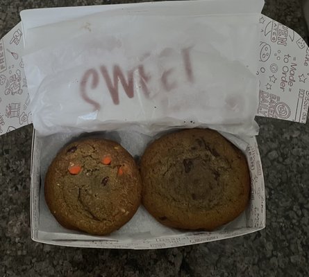 HOT BOX COOKIES - 26 Photos & 10 Reviews - 717 N New Ballas Rd, Creve ...