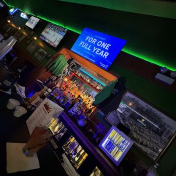 SNICKERS BAR & GRILL - Updated December 2025 - 135 Photos & 273 Reviews ...