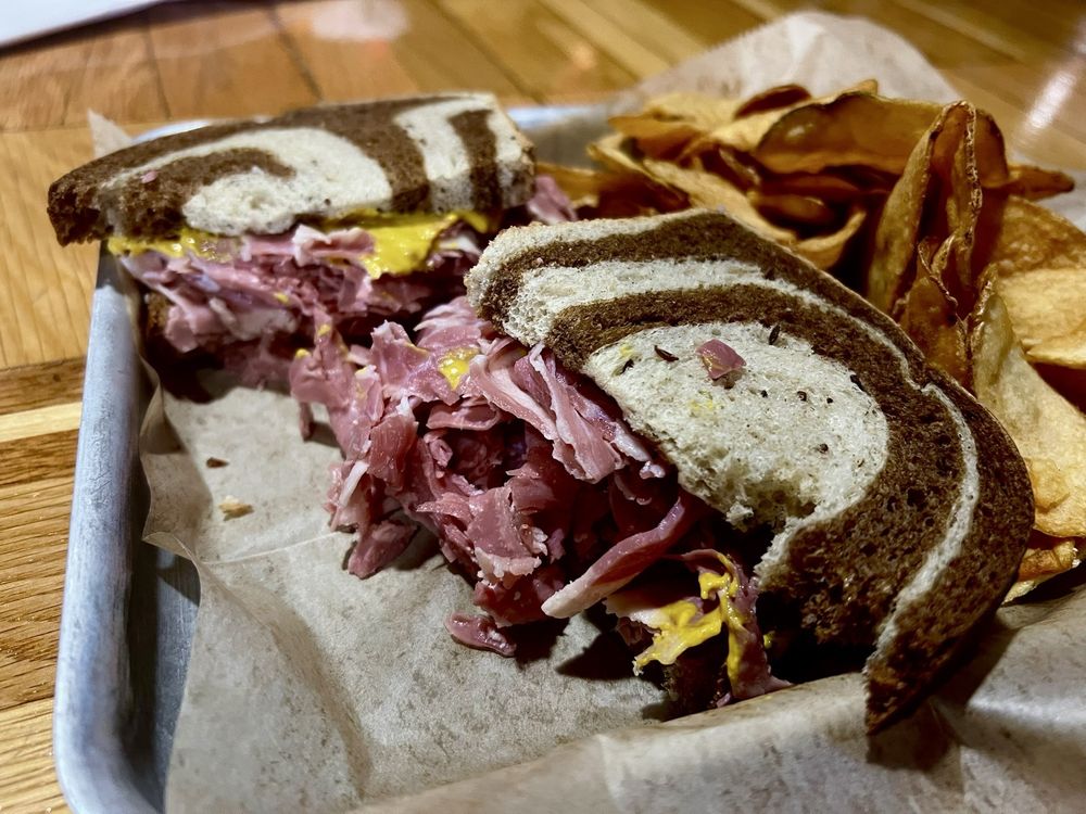 SHANNON VIEW INN - Updated January 2026 - 158 Photos & 222 Reviews ...