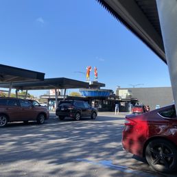 SUPERDAWG DRIVE-IN - Updated October 2025 - 1473 Photos & 2054 Reviews ...