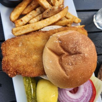 BAYHOUSE WATERFRONT BAR AND GRILLE - Updated July 2024 - 452 Photos ...