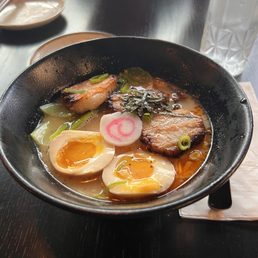 GEN RAMEN - Updated December 2025 - 218 Photos & 137 Reviews - 2330 ...