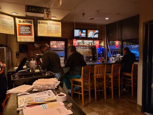 ROASTERS - Southern Restaurant in Atlanta, Georgia at 2770 Lenox Rd NE ...