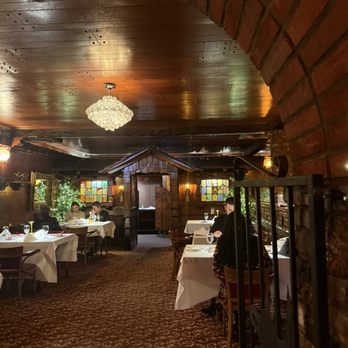 THE MAGIC LAMP INN - Updated February 2025 - 220 Photos & 119 Reviews ...