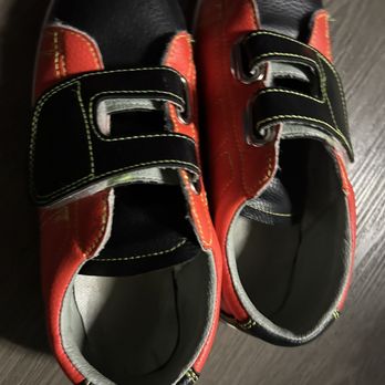 GROTON BOWLING CENTER - Updated December 2025 - 18 Photos - 27 Kings ...