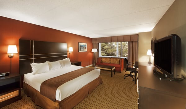 RADISSON HOTEL & CONFERENCE CENTER - Updated December 2025 - 41 Photos ...