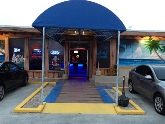 SURF LOUNGE - Updated December 2025 - 181 N Cswy, New Smyrna Beach ...
