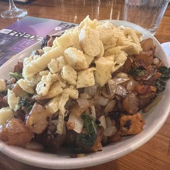 CAFE NOLA - Updated May 2025 - 661 Photos & 815 Reviews - 4 E Patrick ...